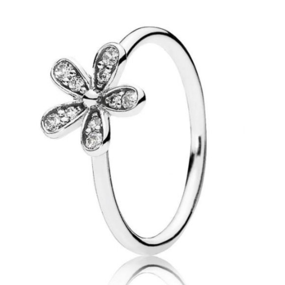 Pandora | Jewelry | Pandora Dazzling Daisy Dazzling Daisies Ring Set ...